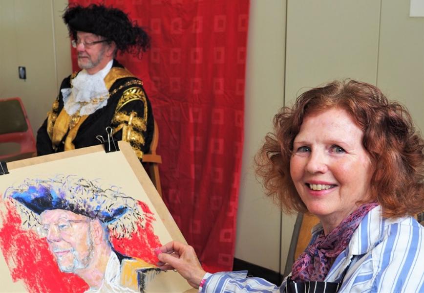 Portrait Artist and Silk Painter